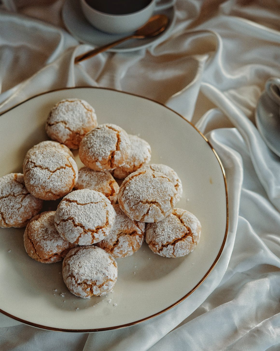 Amaretti Biscuits » Mai Cookbook